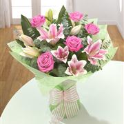 Watford Junction Flowers - Florist in Watford 01923 605014